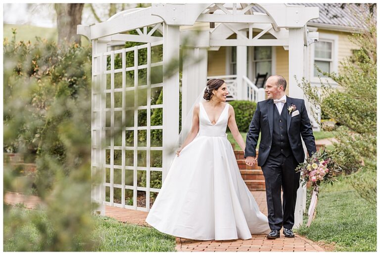 Inn at Willow Grove | Jackie & Zac | Brooke Danielle Photography